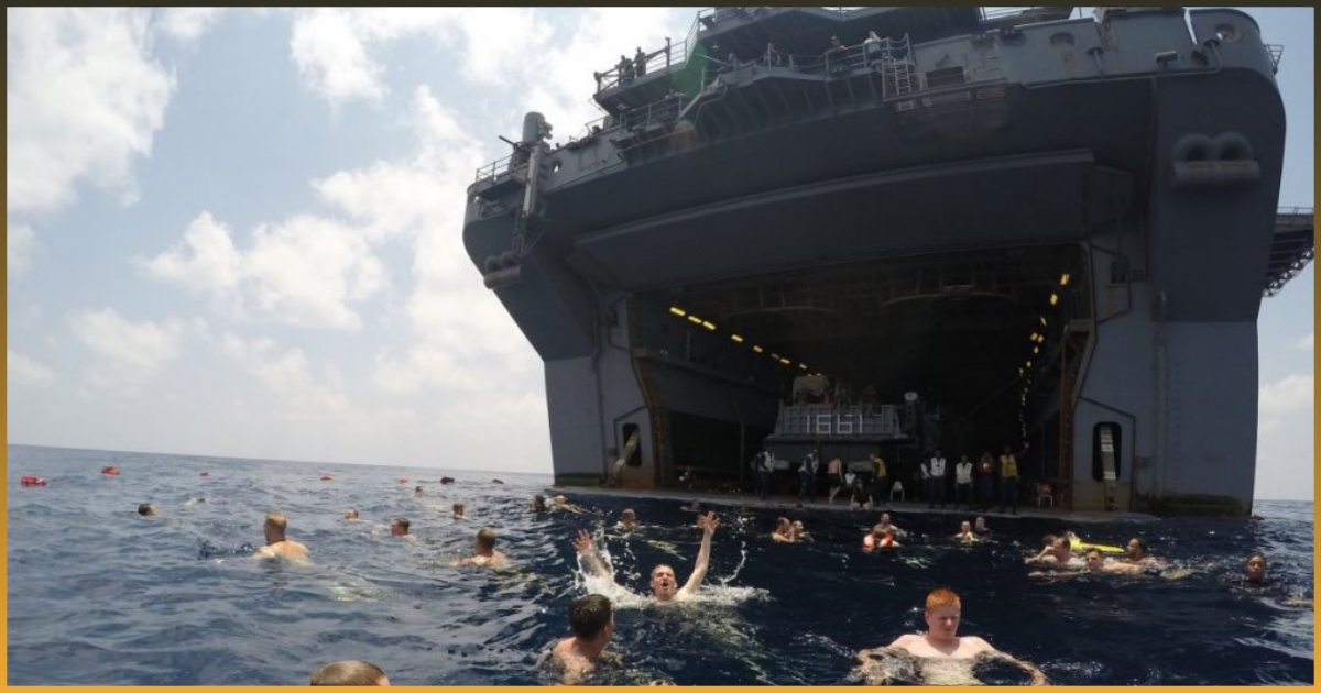 Pictures That Portray The Amusing Life That US Navy And Marine Corps Live